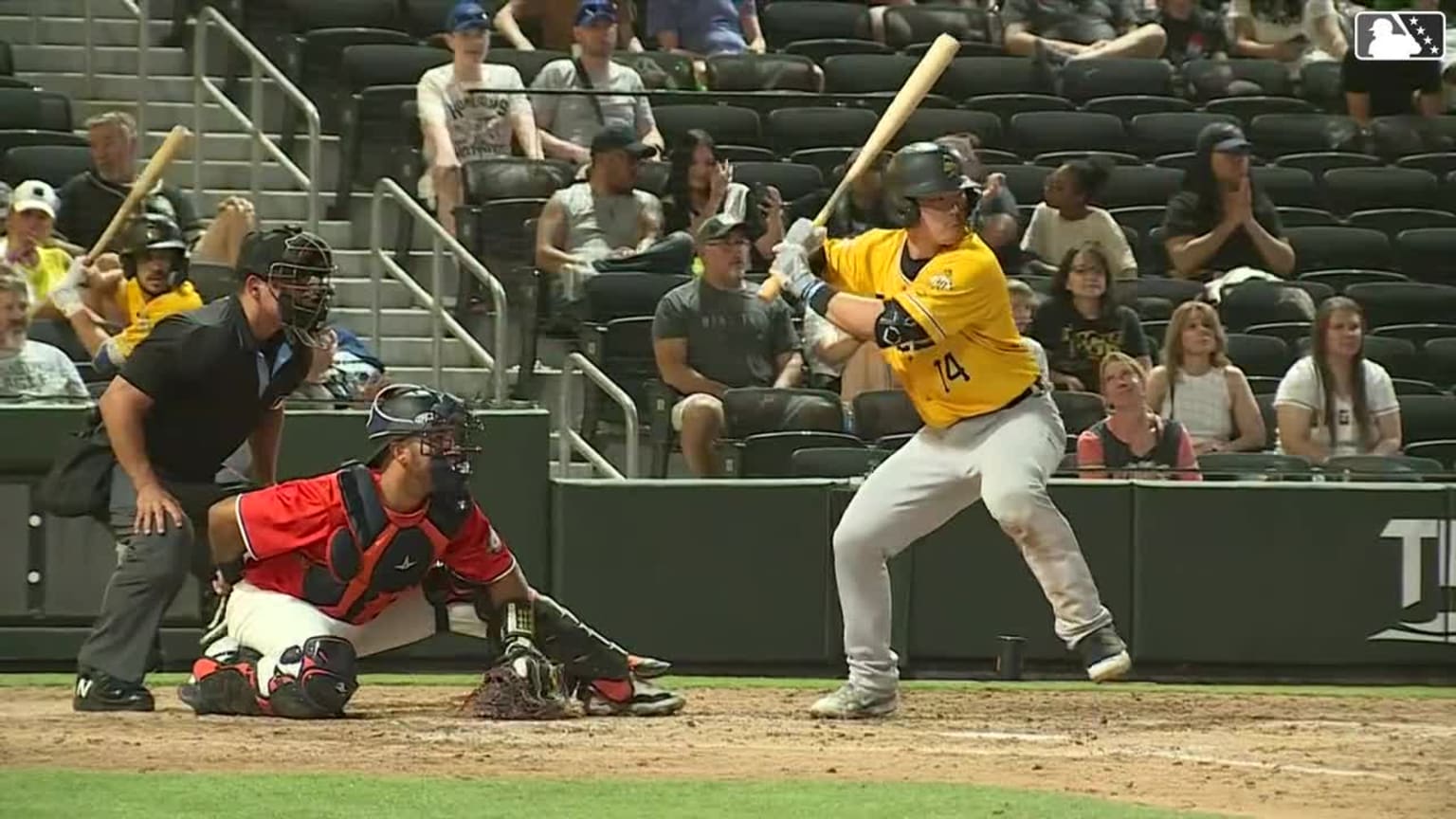 Keston Hiura's 454-ft homer | 06/13/2024 | MLB.com