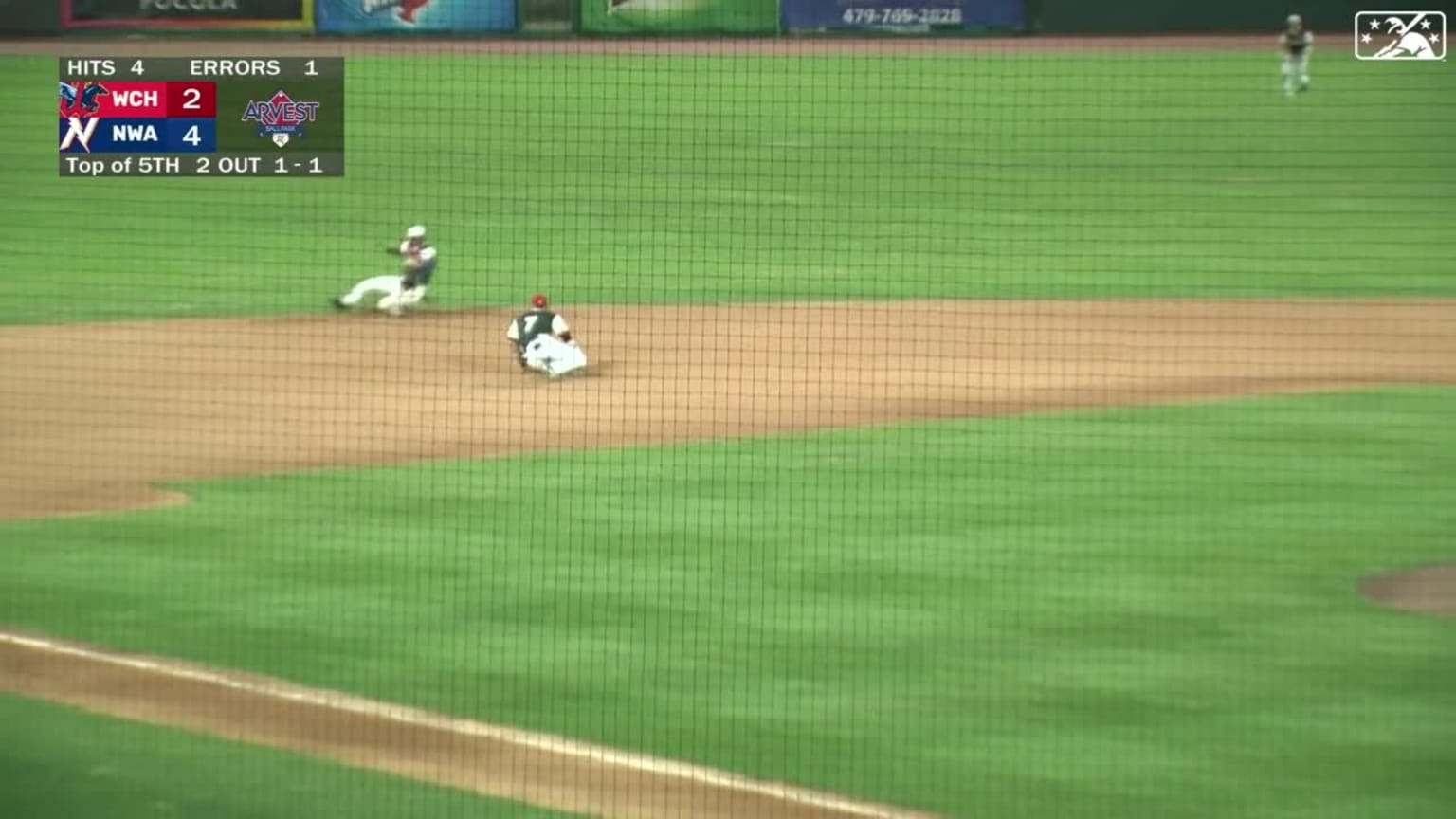 Tyler Tolbert slides and backhands in the 5th inning | 05/06/2023 | MLB.com