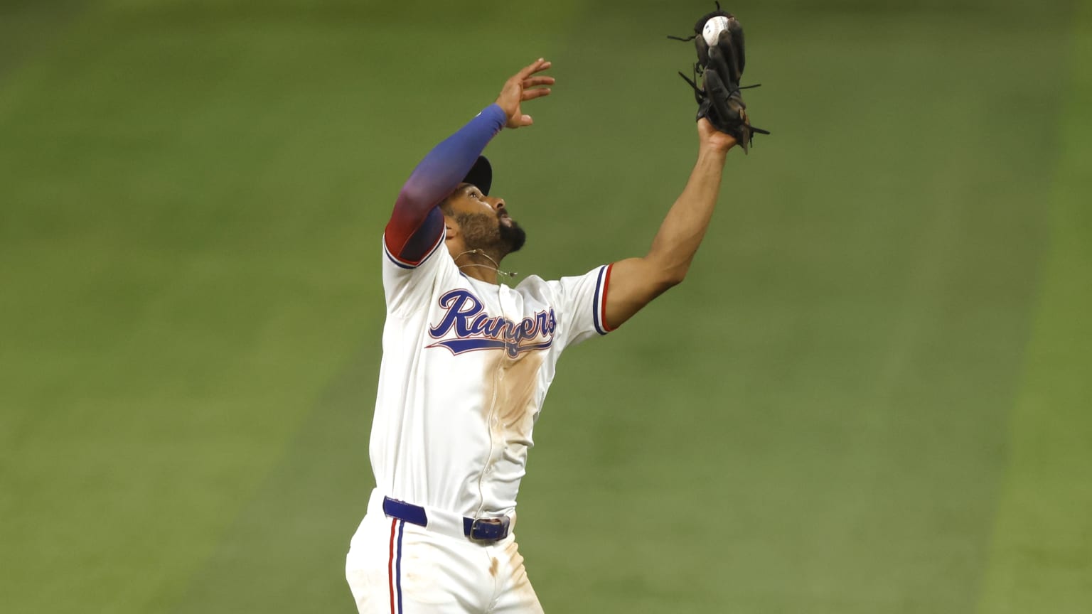 Marcus Semien wins Gold Glove Award | 03/11/2025 | Los Rangers de Texas