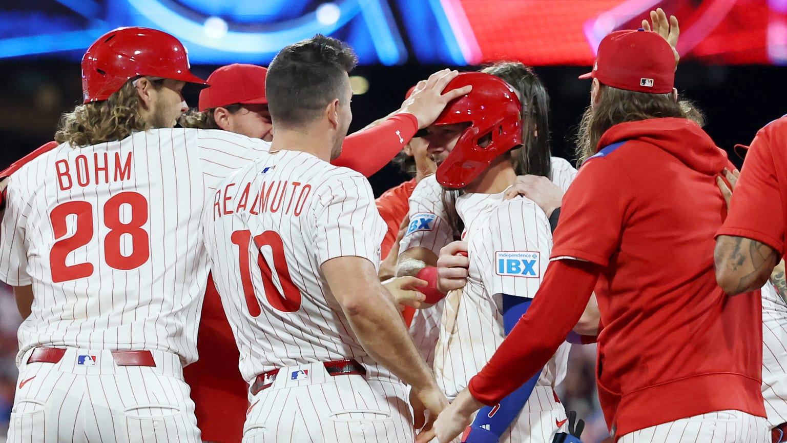 Trea Turner's walk-off single | 08/30/2025 | MLB.com