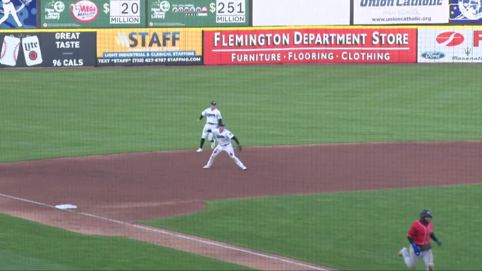 Tyler Hardman makes a sweet diving stop at third base | 04/20/2023 ...