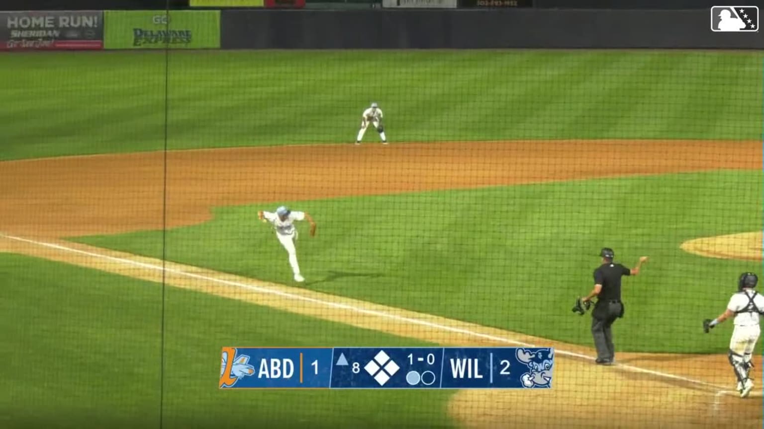 Murphy Stehly's nice barehanded play | 04/25/2025 | Washington Nationals