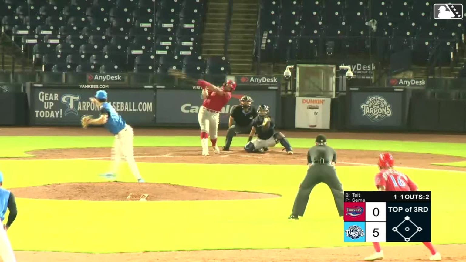 Jackson Castillo's diving catch | 07/26/2024 | MLB.com