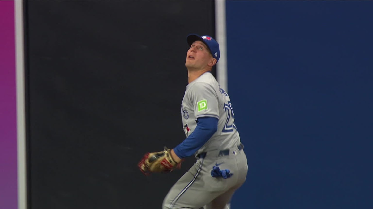 Daulton Varsho's leaping catch at the wall | 04/20/2024 | Toronto Blue Jays