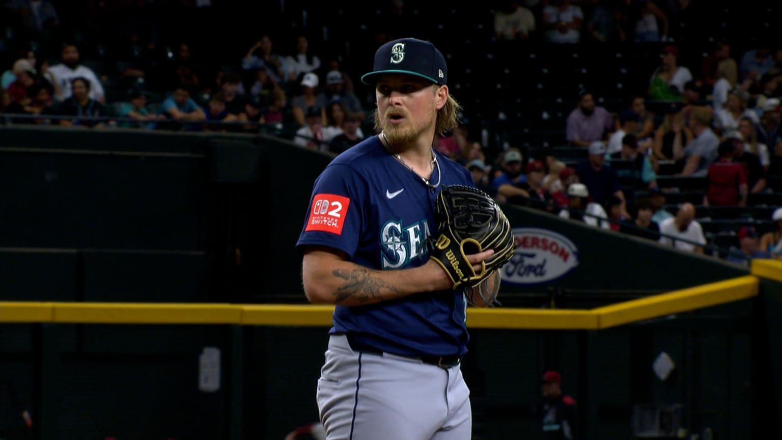 Gabe Speier works out of bases-loaded jam | 06/09/2025 | Seattle Mariners