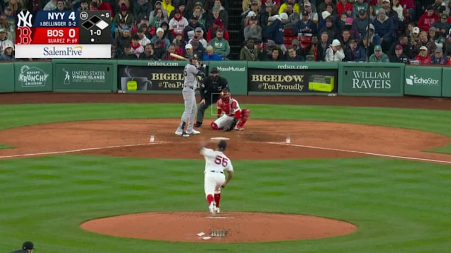 Aaron Judge steals second base | 04/22/2026 | New York Yankees