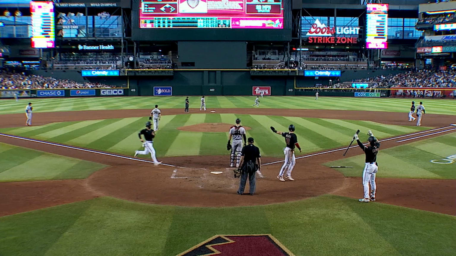 Geraldo Perdomo continues the D-backs' big inning | 09/24/2022 ...