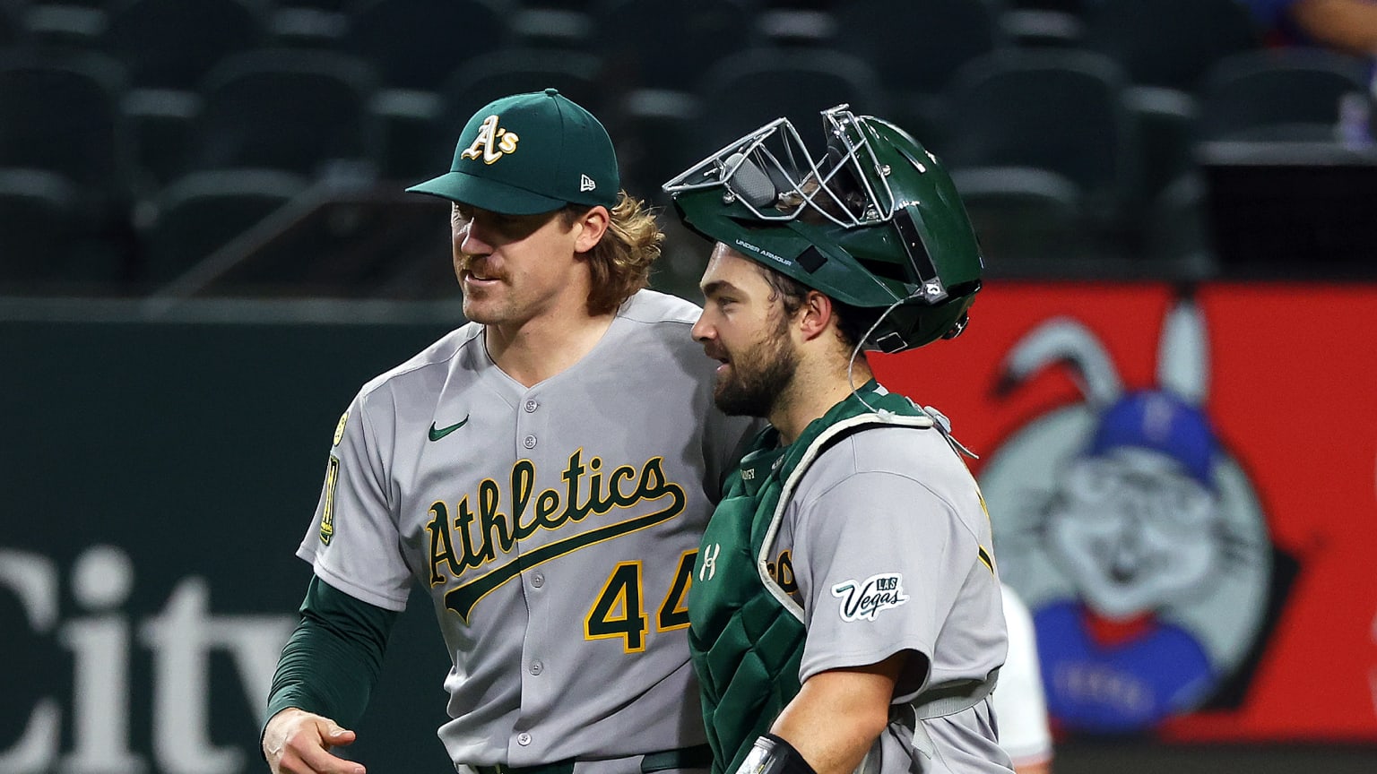 Tyler Ferguson secures the win | 04/30/2025 | MLB.com