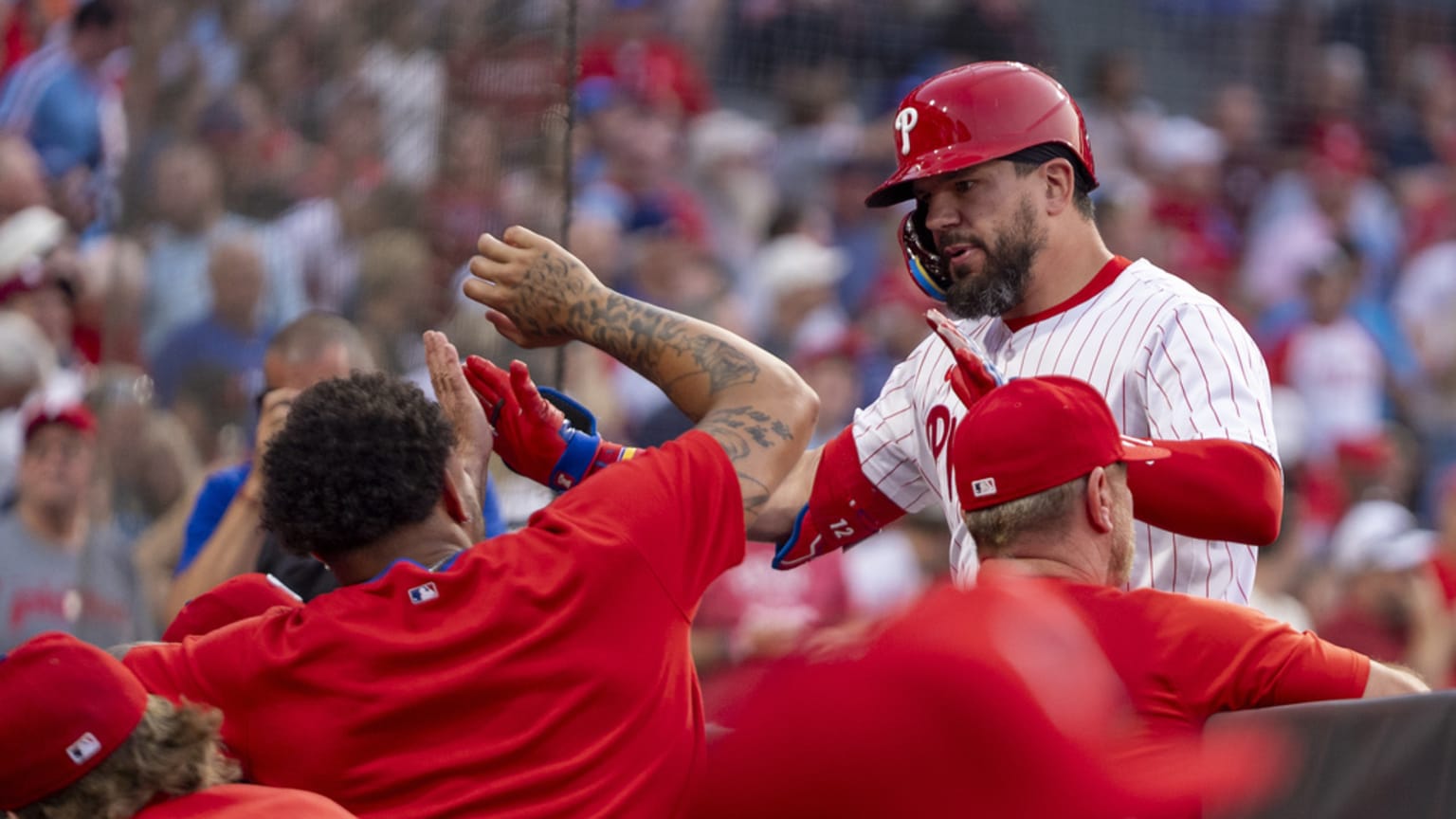 Phillies break it open with eight-run 6th inning | 08/04/2025 ...