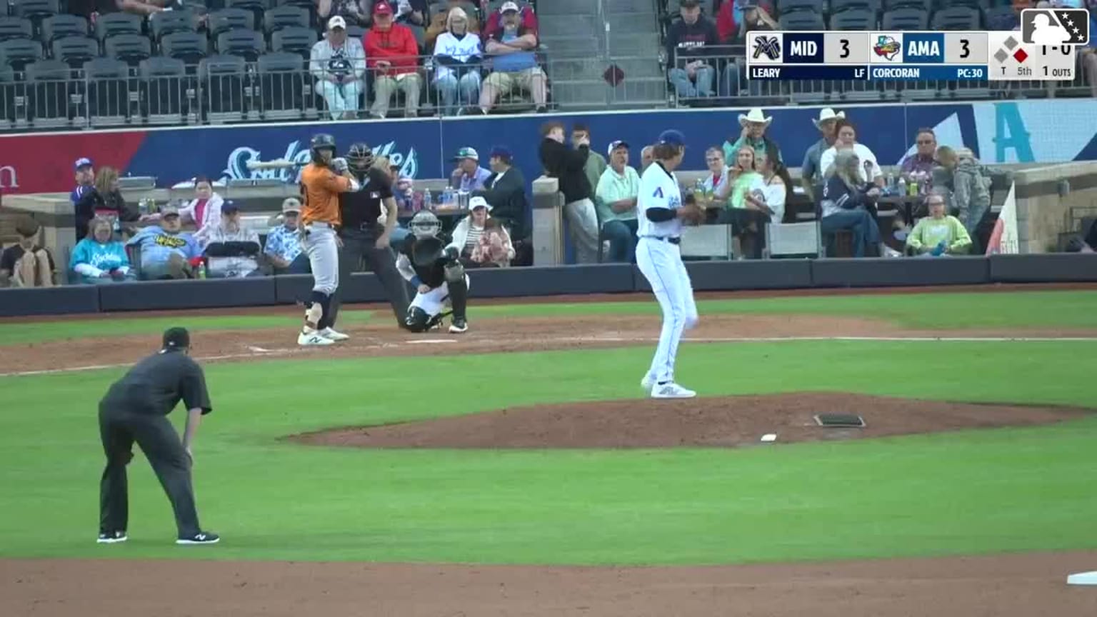 Cristofer Torin turns an eye-popping double play | 19/06/2026 ...