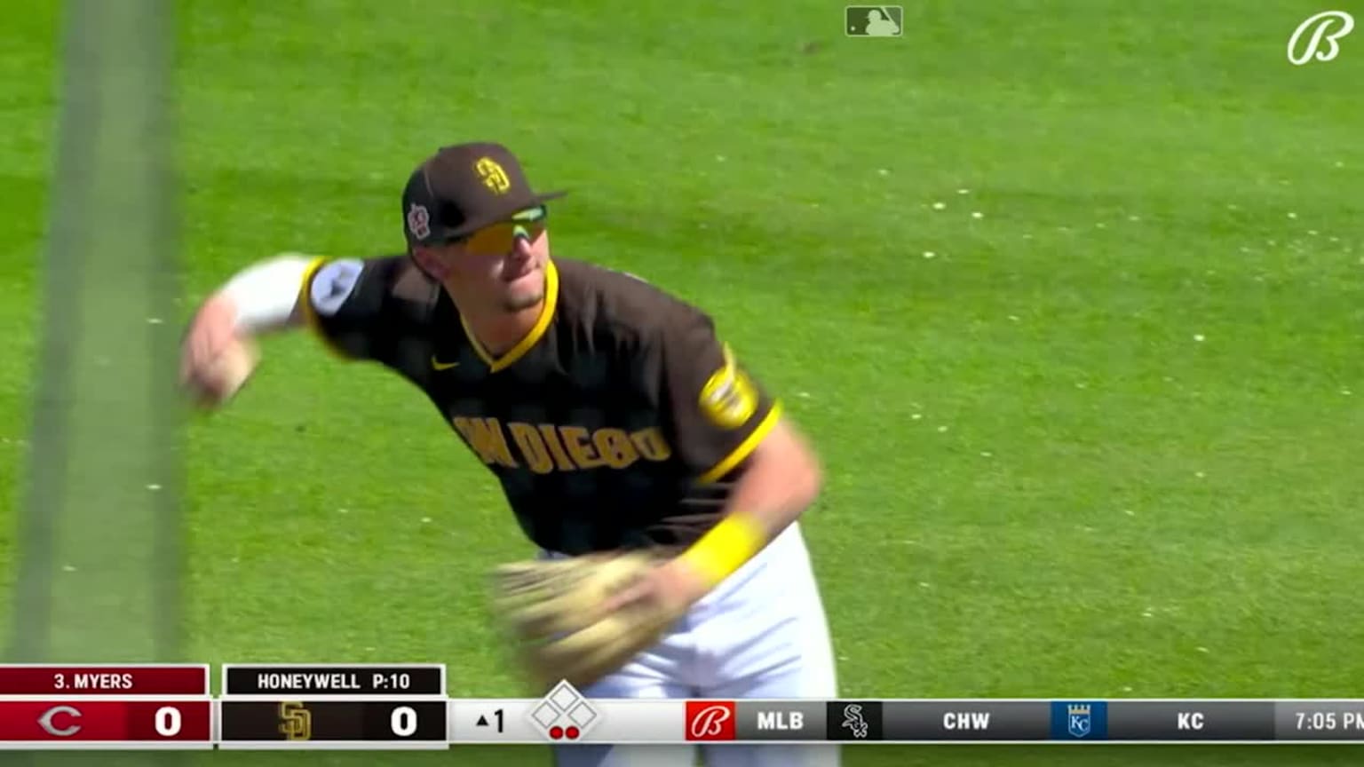 Jackson Merrill makes an athletic play in the hole | 03/08/2023 | San ...