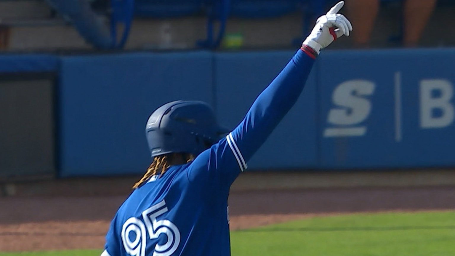 Rainer Nunez walks it off with the bases loaded | 03/03/2023 | Toronto ...