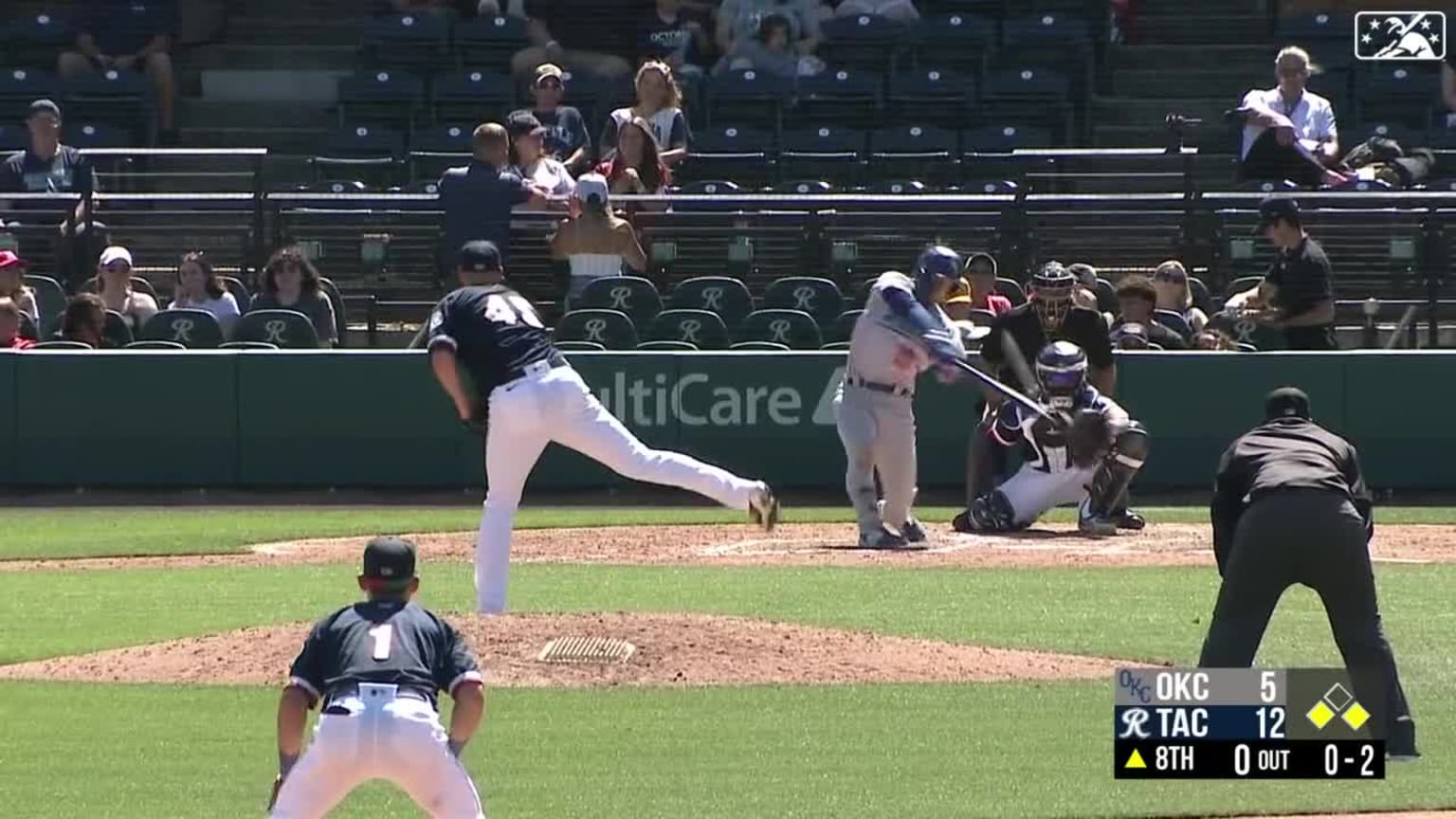 Michael Busch rockets three run homer to right-center | 08/08/2023 ...