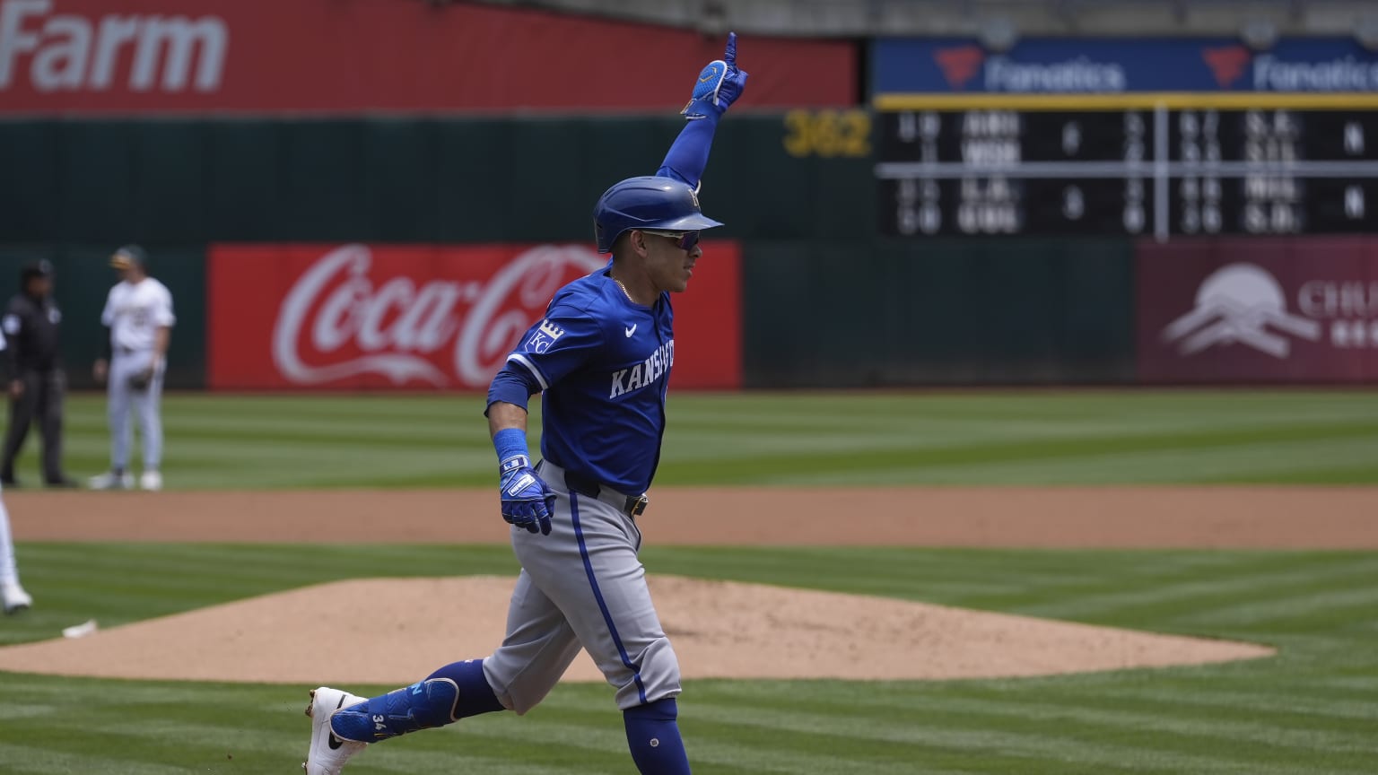 Freddy Fermin's solo home run (3) | 06/20/2024 | Kansas City Royals