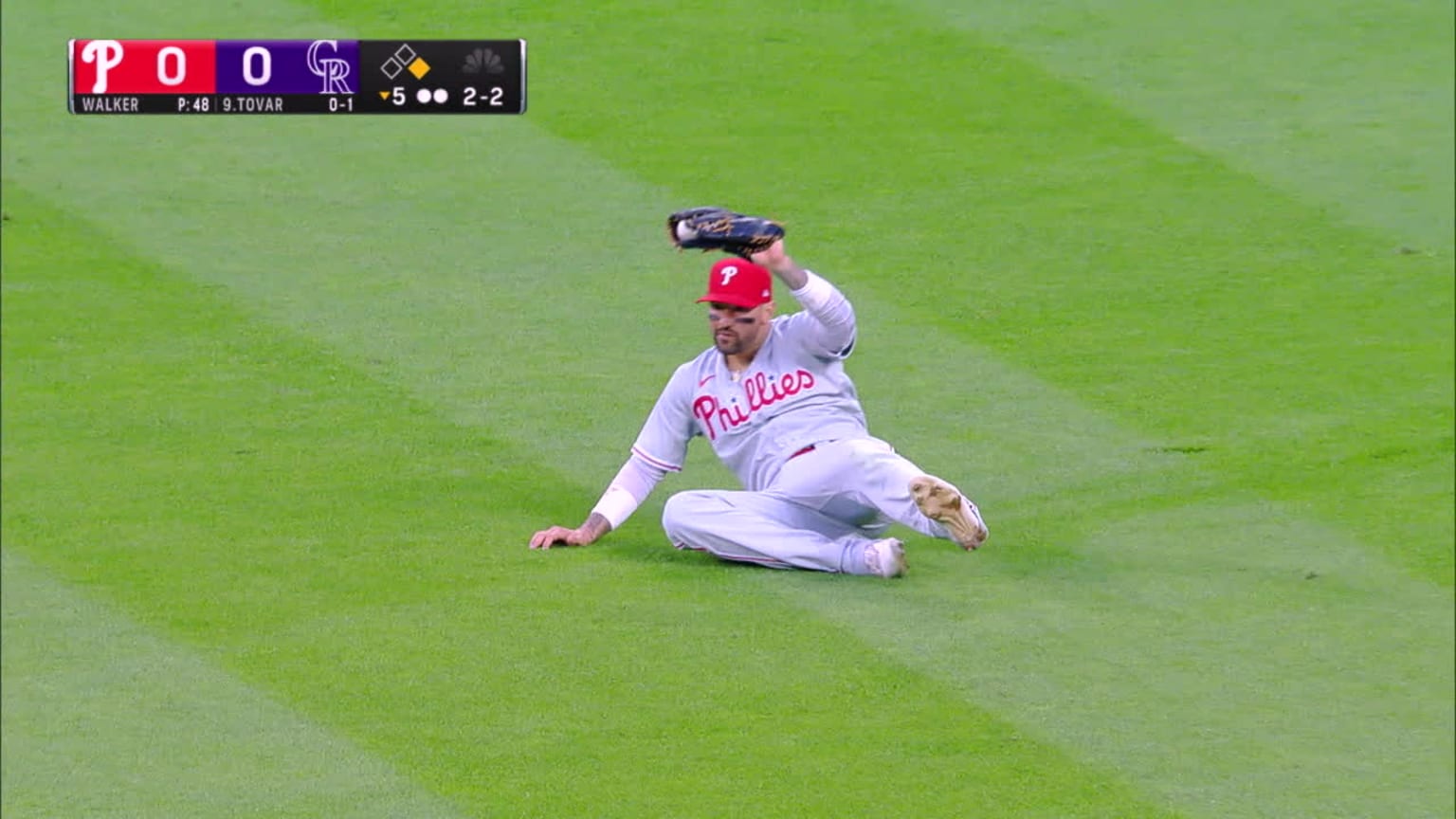 Castellanos ends the 5th with an amazing diving catch | 05/12/2023 ...