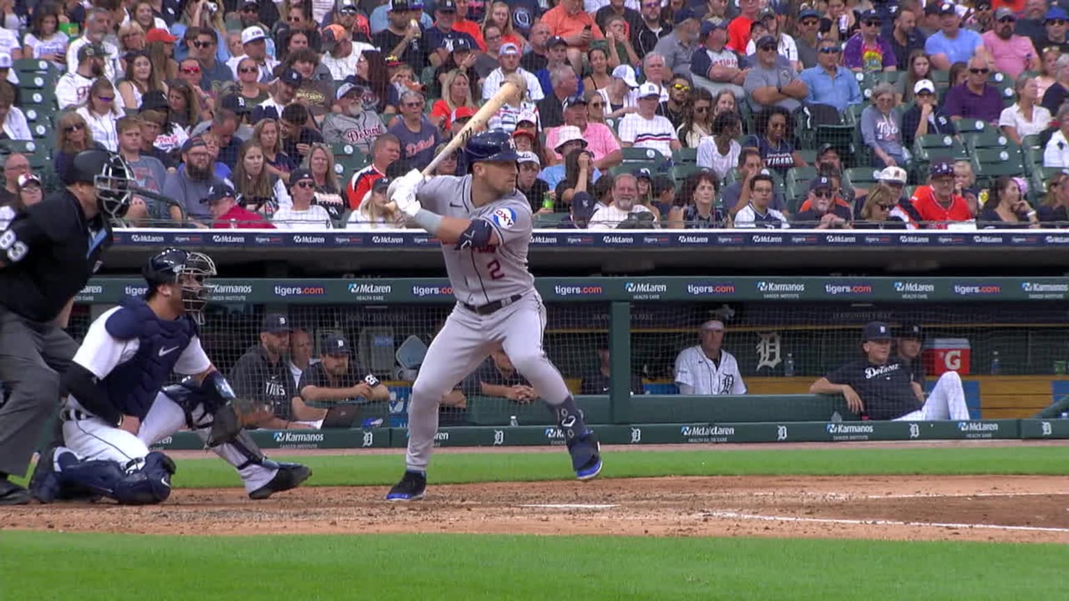 Alex Bregman crushes a two-run home run in the 5th | 08/26/2023 | Houston Astros