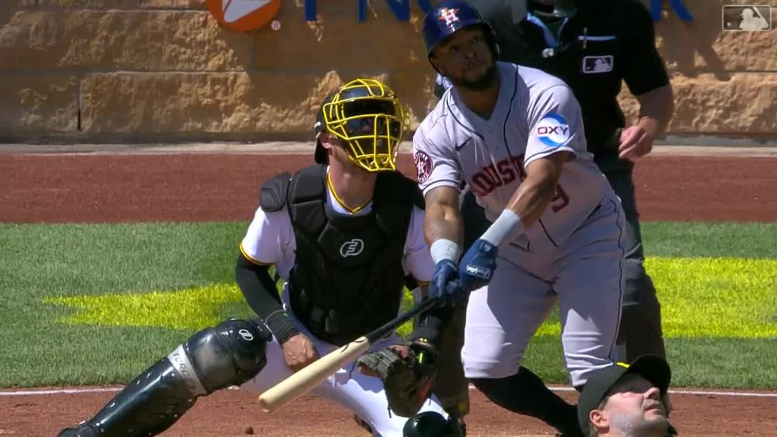 Corey Julks hammers his first career big fly to left | 04/12/2023 ...