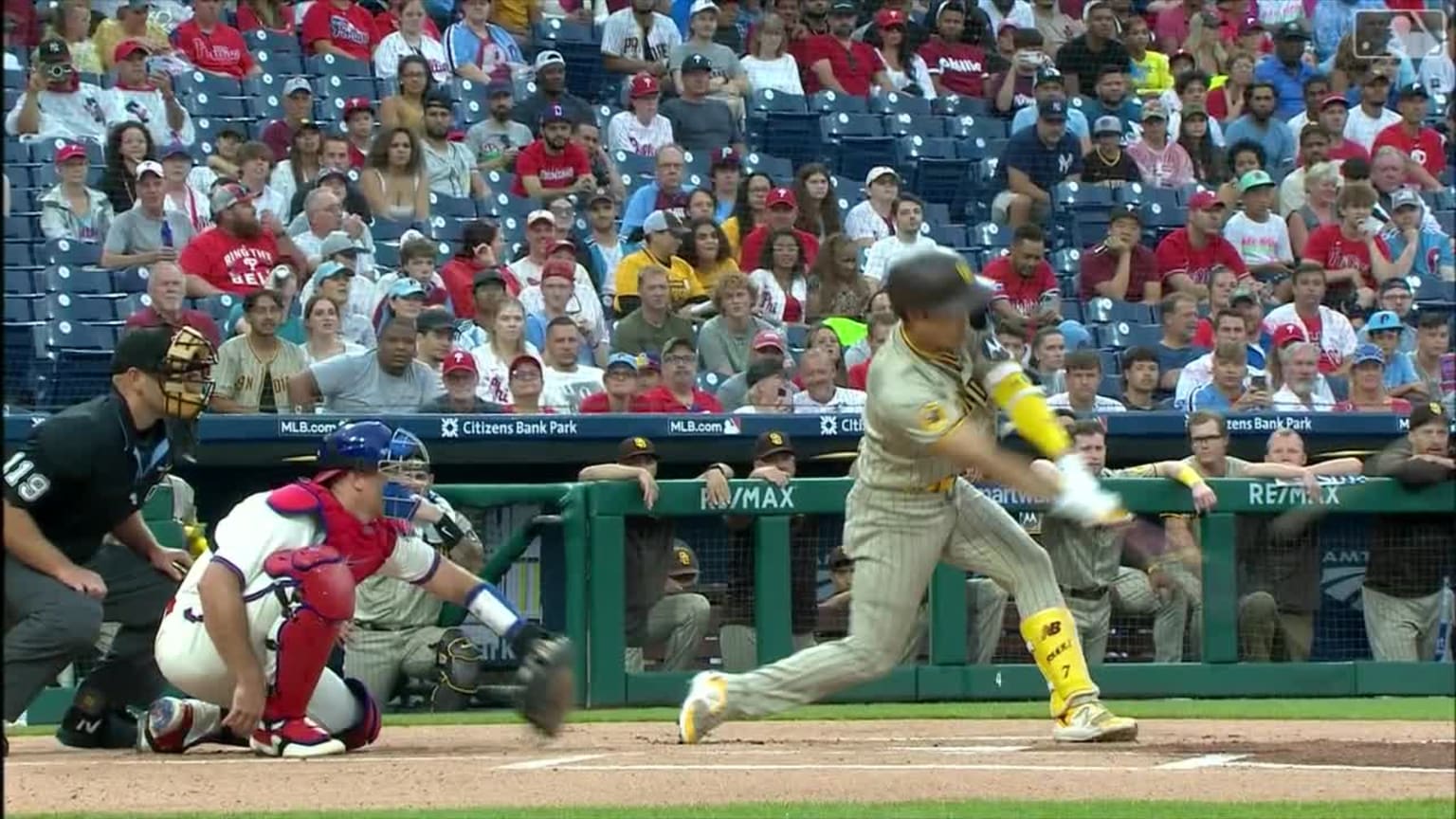 Ha-Seong Kim hits a leadoff home run in the 1st | 07/16/2023 | Tampa ...
