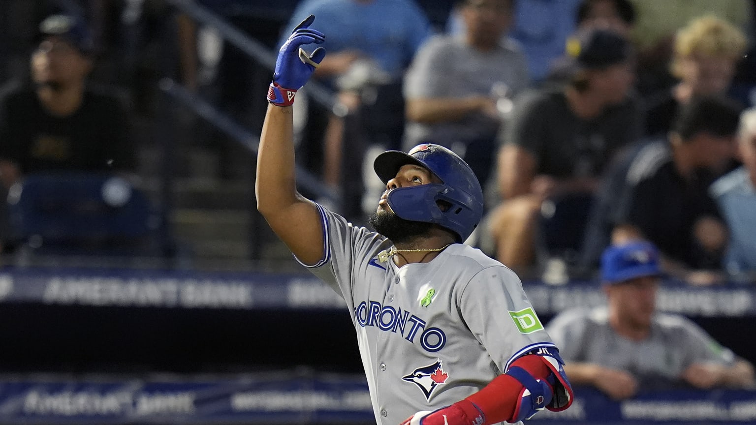 Vladimir Guerrero Jr.'s solo homer (7) | 05/24/2025 | MLB.com