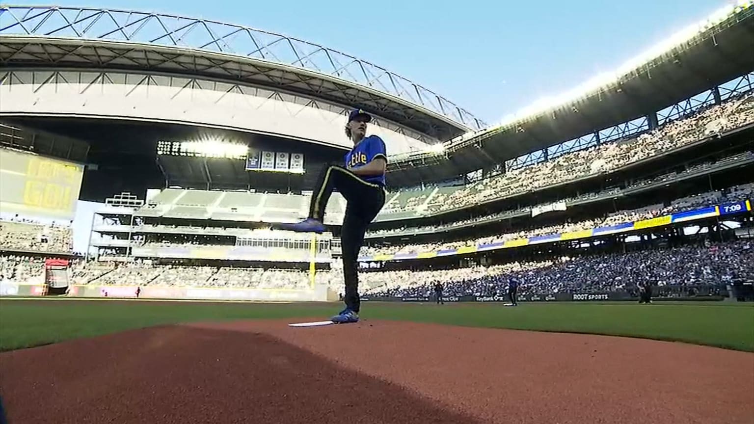 Bryce Miller strikes out six before early exit in 4th | 06/30/2023 ...