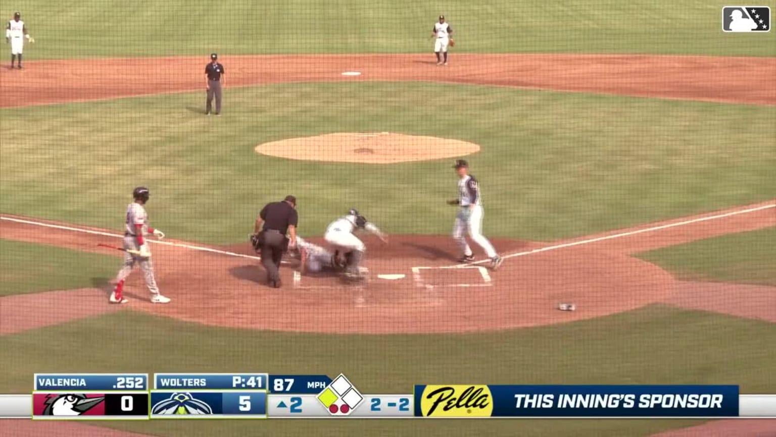 Ramon Ramirez saves a run by tagging out a runner | 05/31/2025 | MLB.com