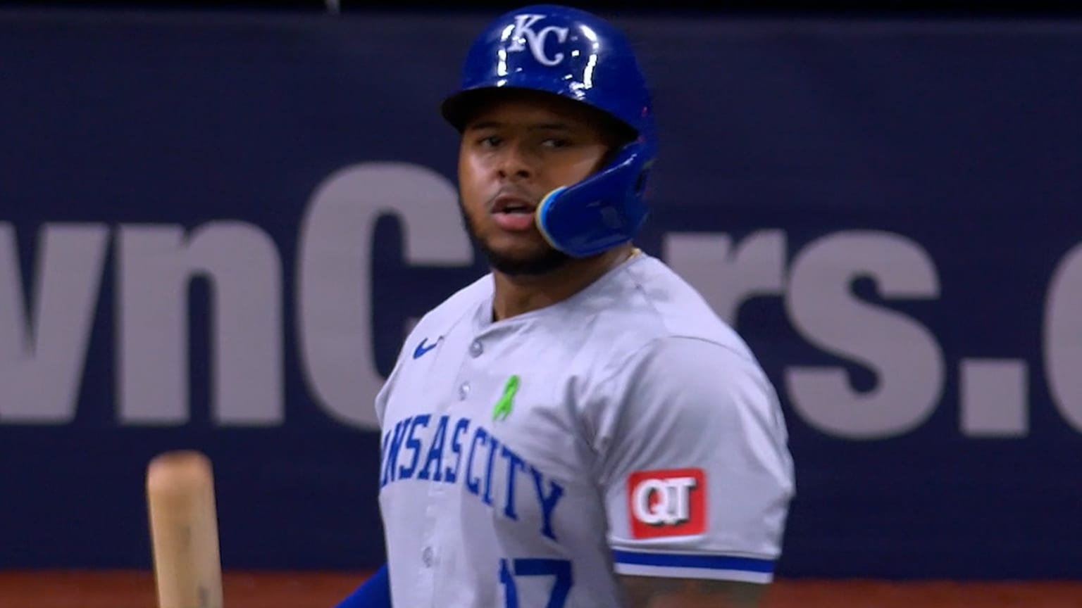 Nelson Velázquez negocia boleto con las bases llenas | 24/05/2024 | Los ...