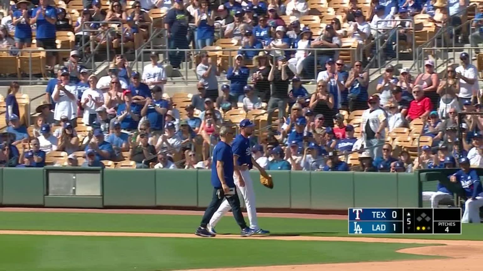 Blake Treinen leaves game with apparent injury | 03/09/2024 | Los ...