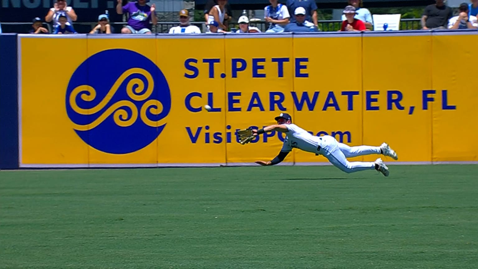 Jonny DeLuca's spectacular diving catch | 08/03/2025 | Tampa Bay Rays