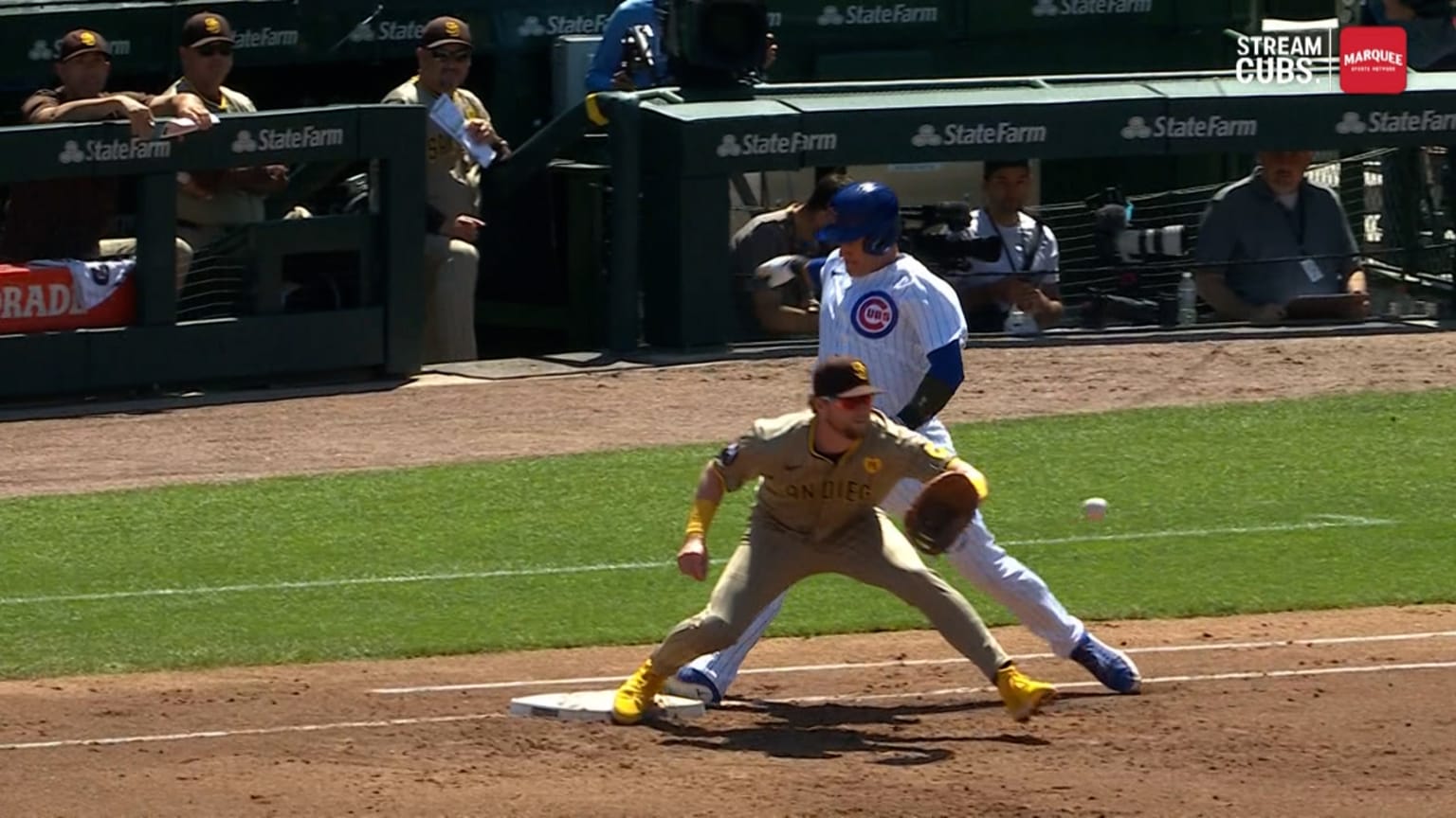 Yan Gomes hits an infield single | 05/08/2024 | Chicago Cubs