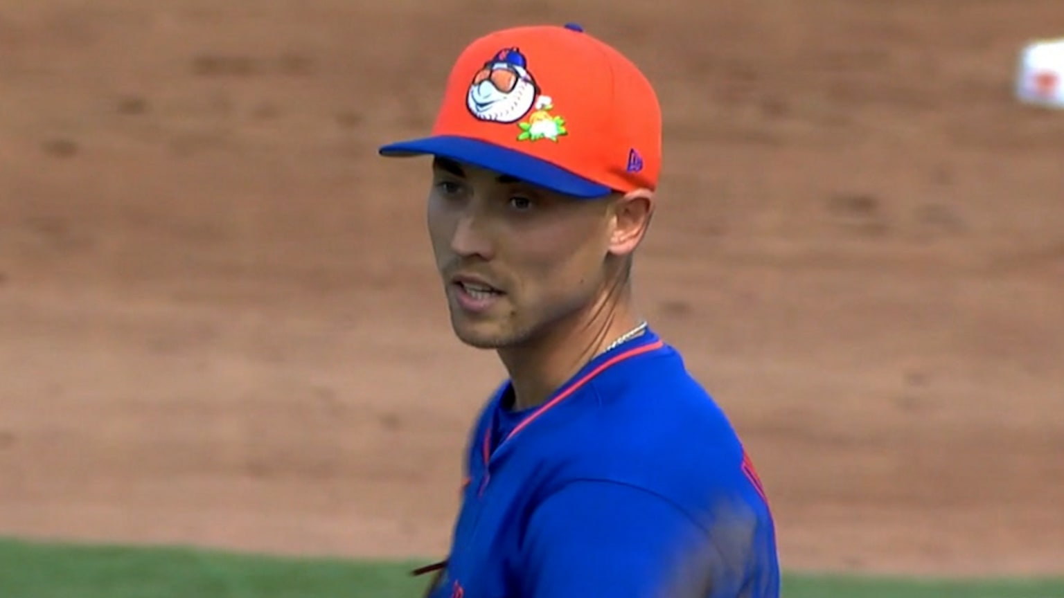 Luke Weaver dives to the bag for impressive play | 07/03/2026 ...