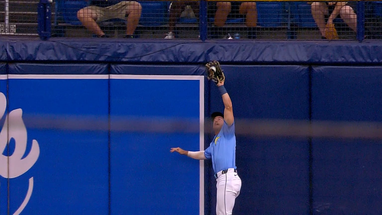 Jonny DeLuca makes a nifty catch in right | 05/26/2024 | Tampa Bay Rays