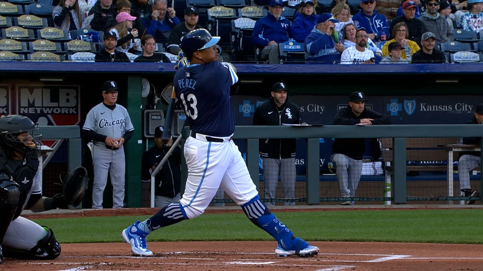 Salvador Perez hits RBI double | 04/05/2024 | Kansas City Royals