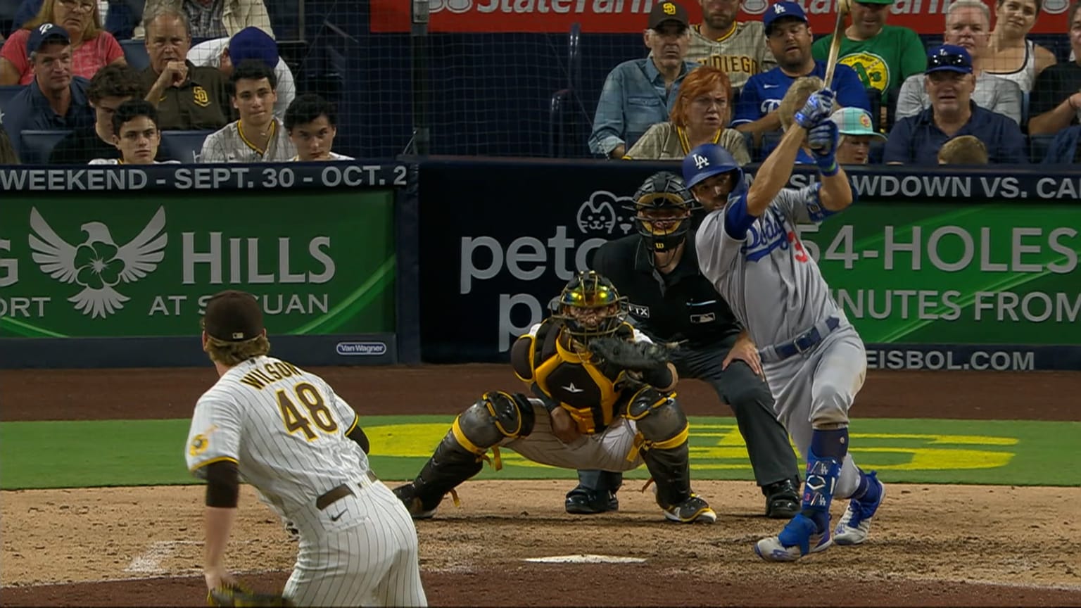 Chris Taylor picks up an RBI in the 7th inning | 09/10/2022 | Los ...