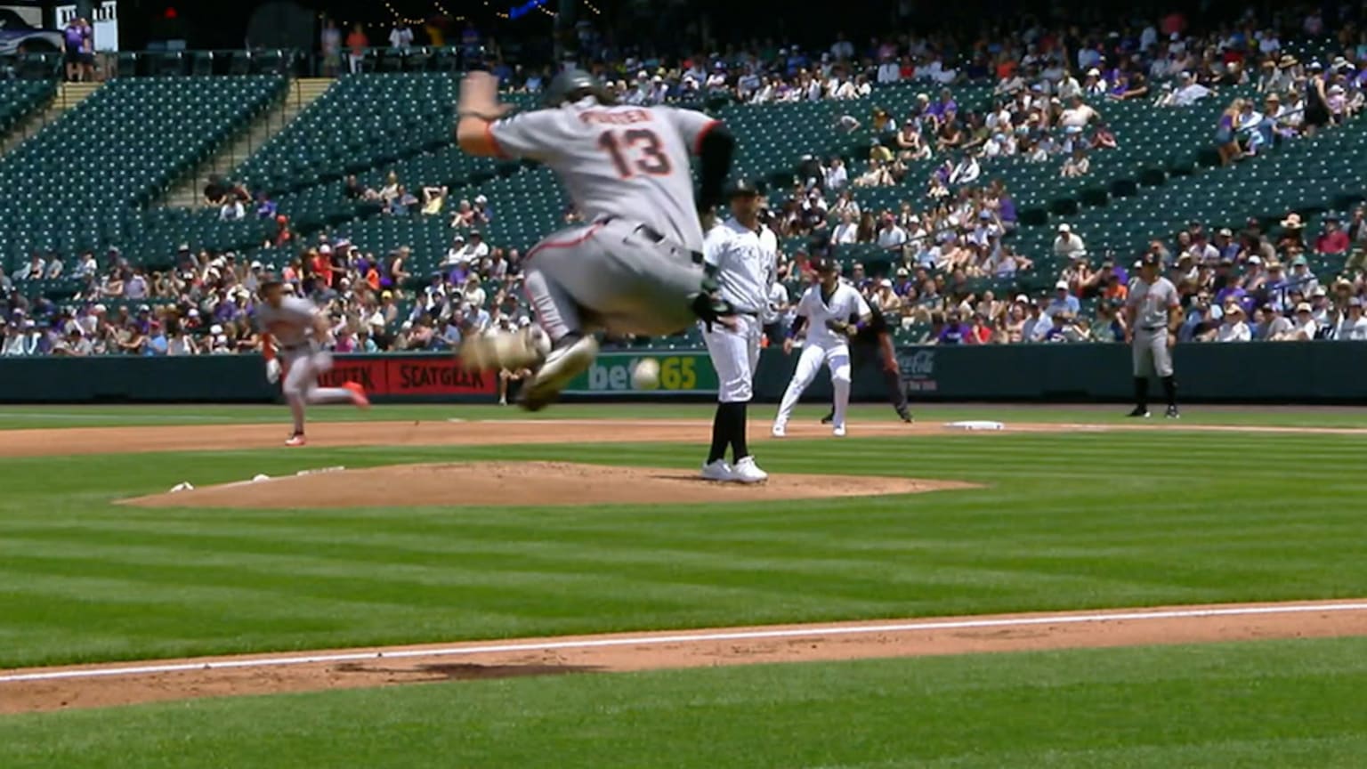 Logan Porter leaps to avoid foul ball, gets hit by it | 06/12/2025 ...