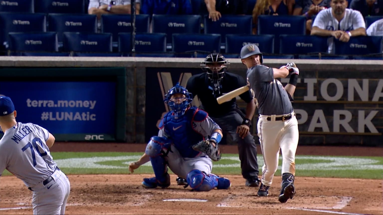 Thomas lines a two-run home run in the 7th inning | 09/09/2023 ...