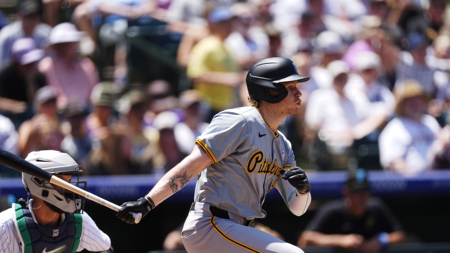 Jack Suwinski's RBI single | 06/16/2024 | MLB.com