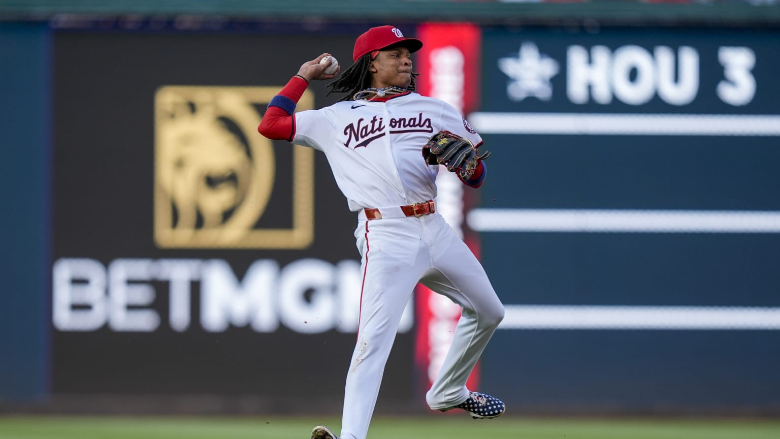CJ Abrams' smooth defensive play | 07/01/2024 | Washington Nationals