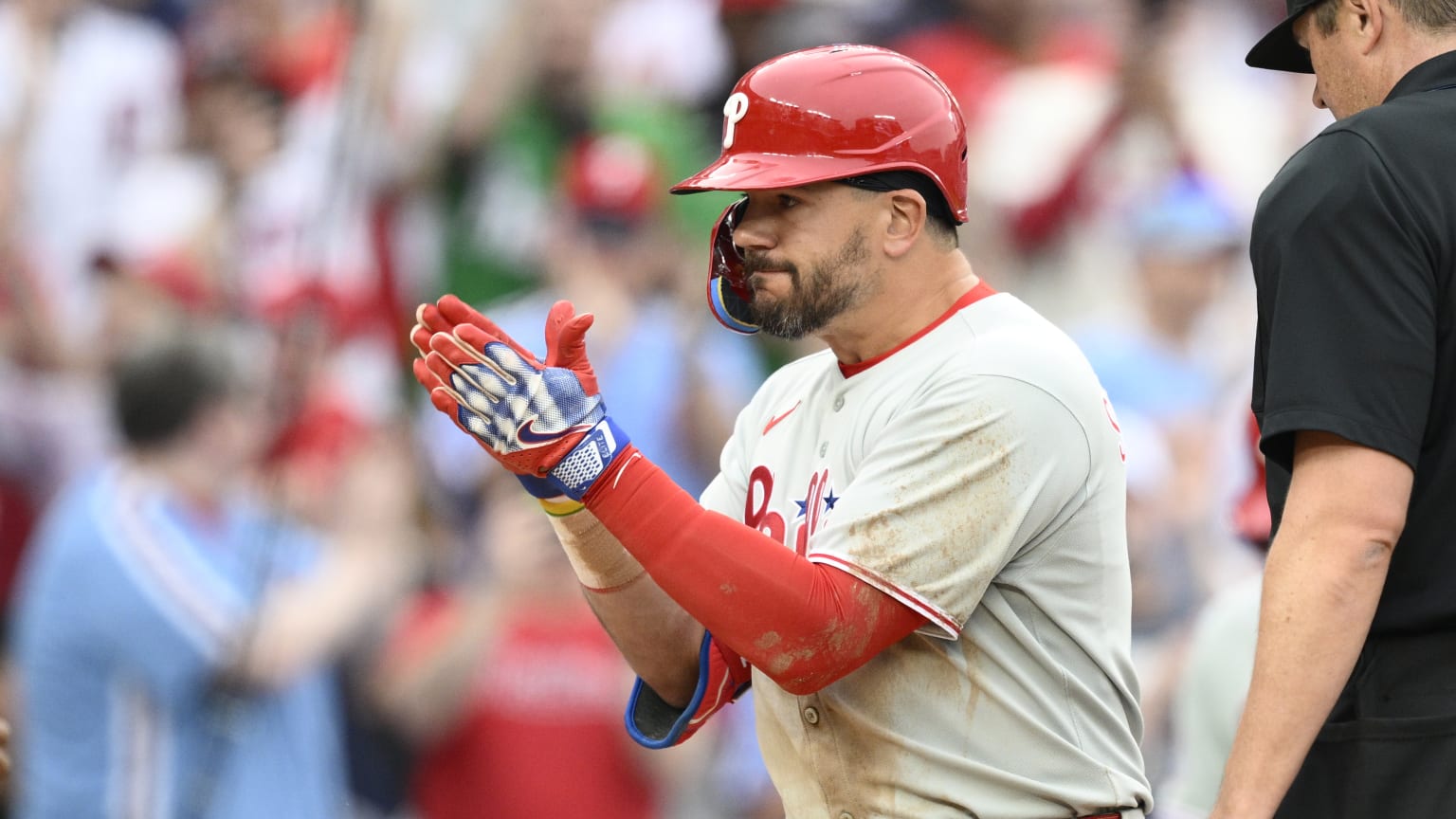 Kyle Schwarber's three-run home run (2) | 03/29/2025 | Philadelphia ...