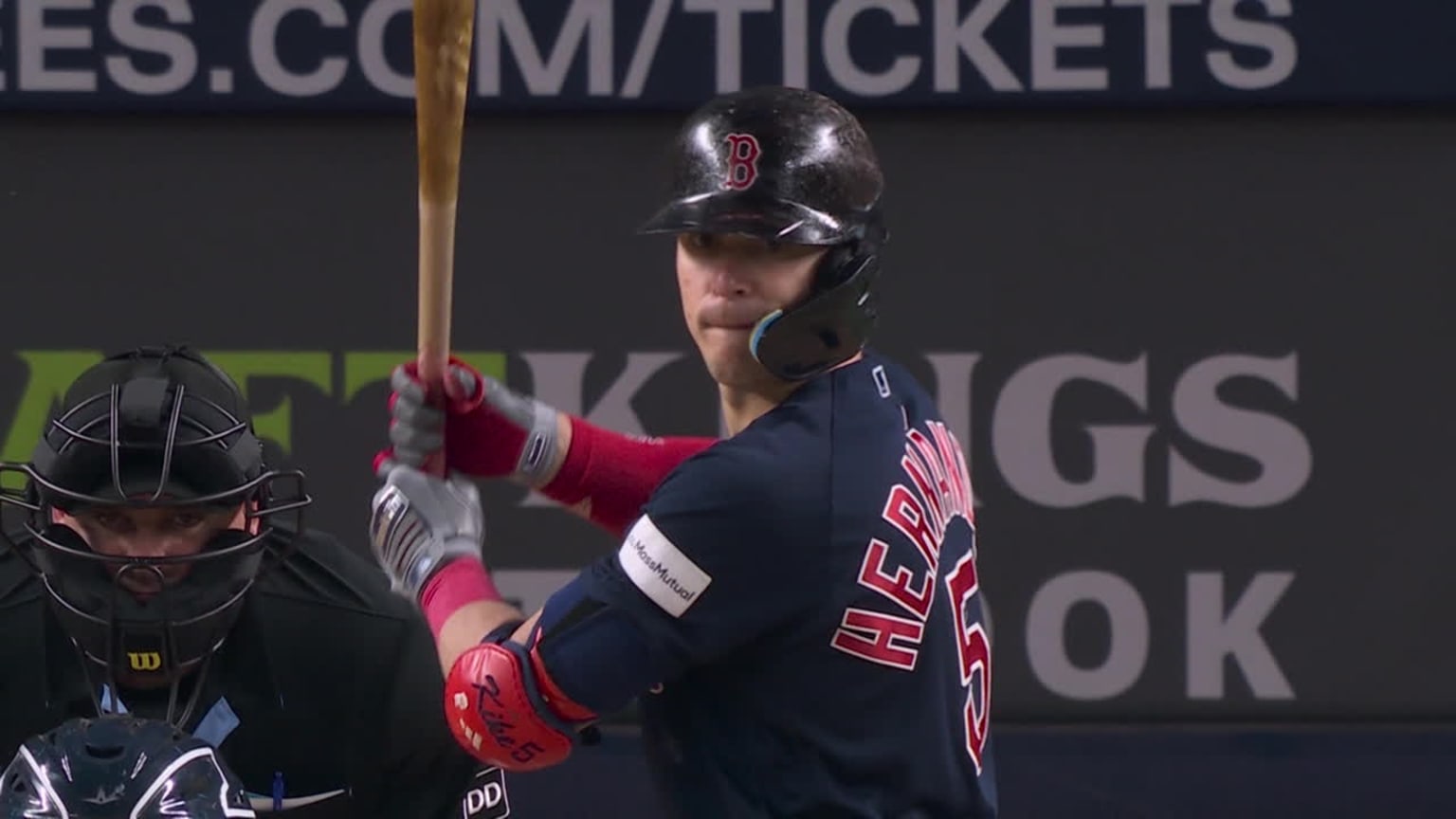 Enrique Hernández drills a solo homer to left field | 06/09/2023 | Boston Red Sox