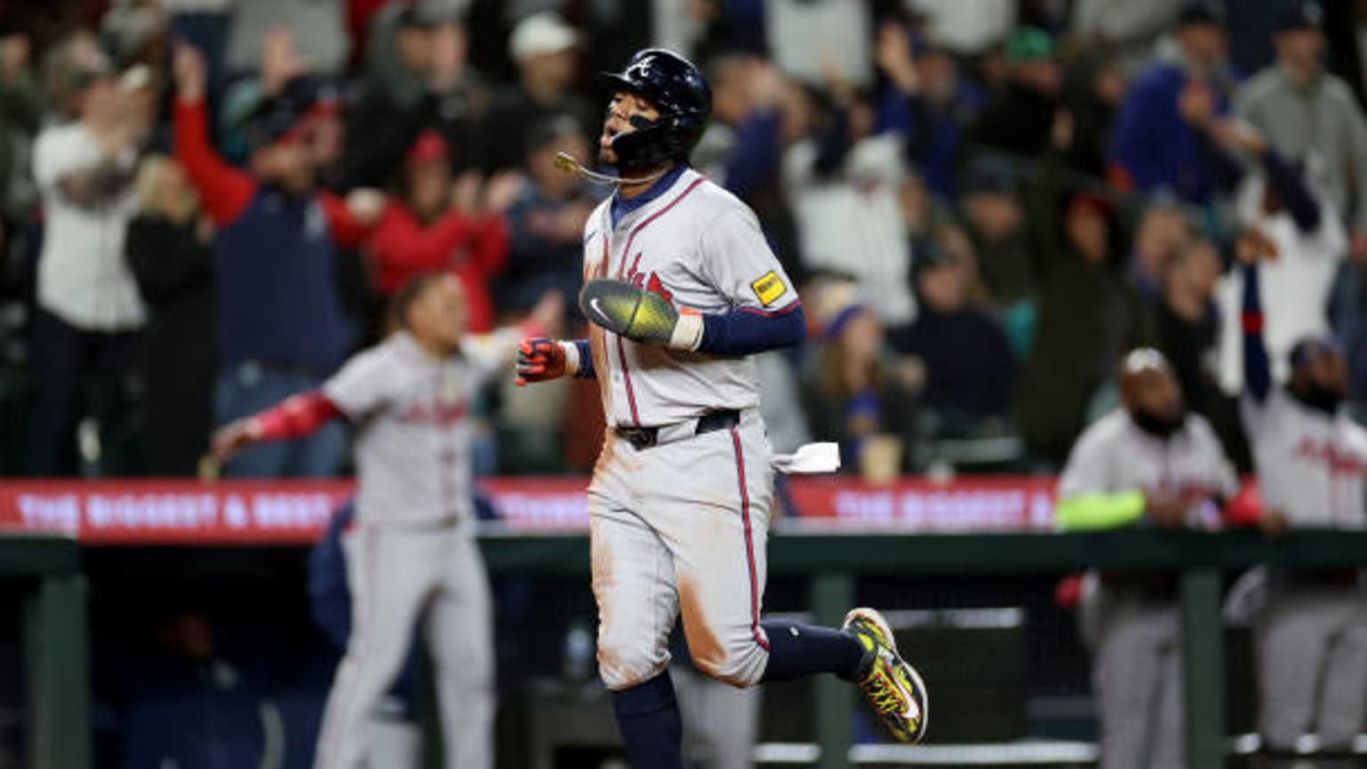 Ronald Acuña Jr.'s exciting baserunning | 04/29/2024 | Atlanta Braves