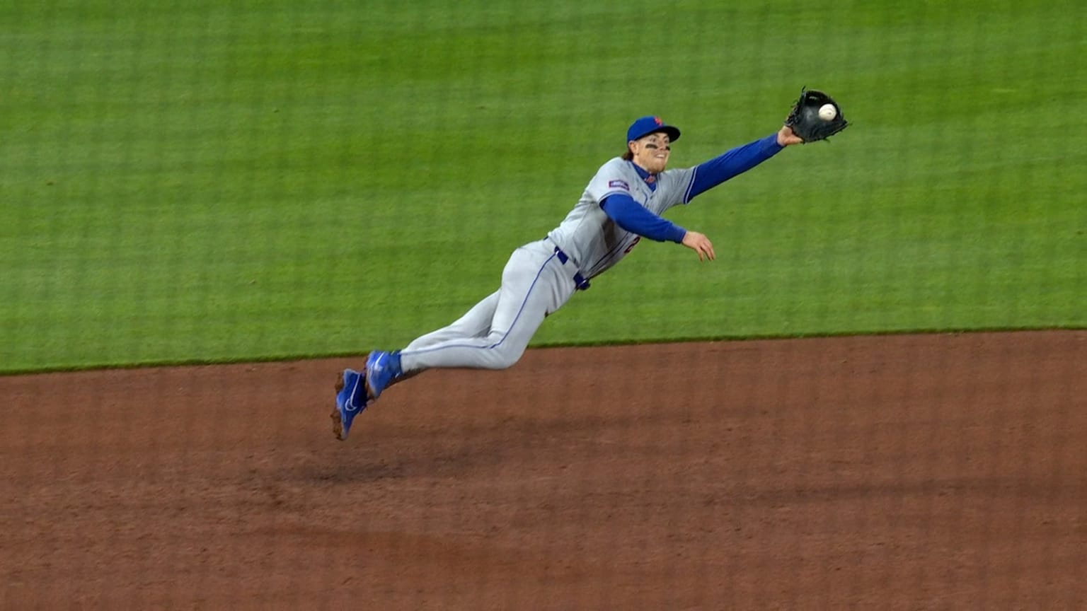 Brett Baty's stellar diving catch | 04/05/2024 | New York Mets