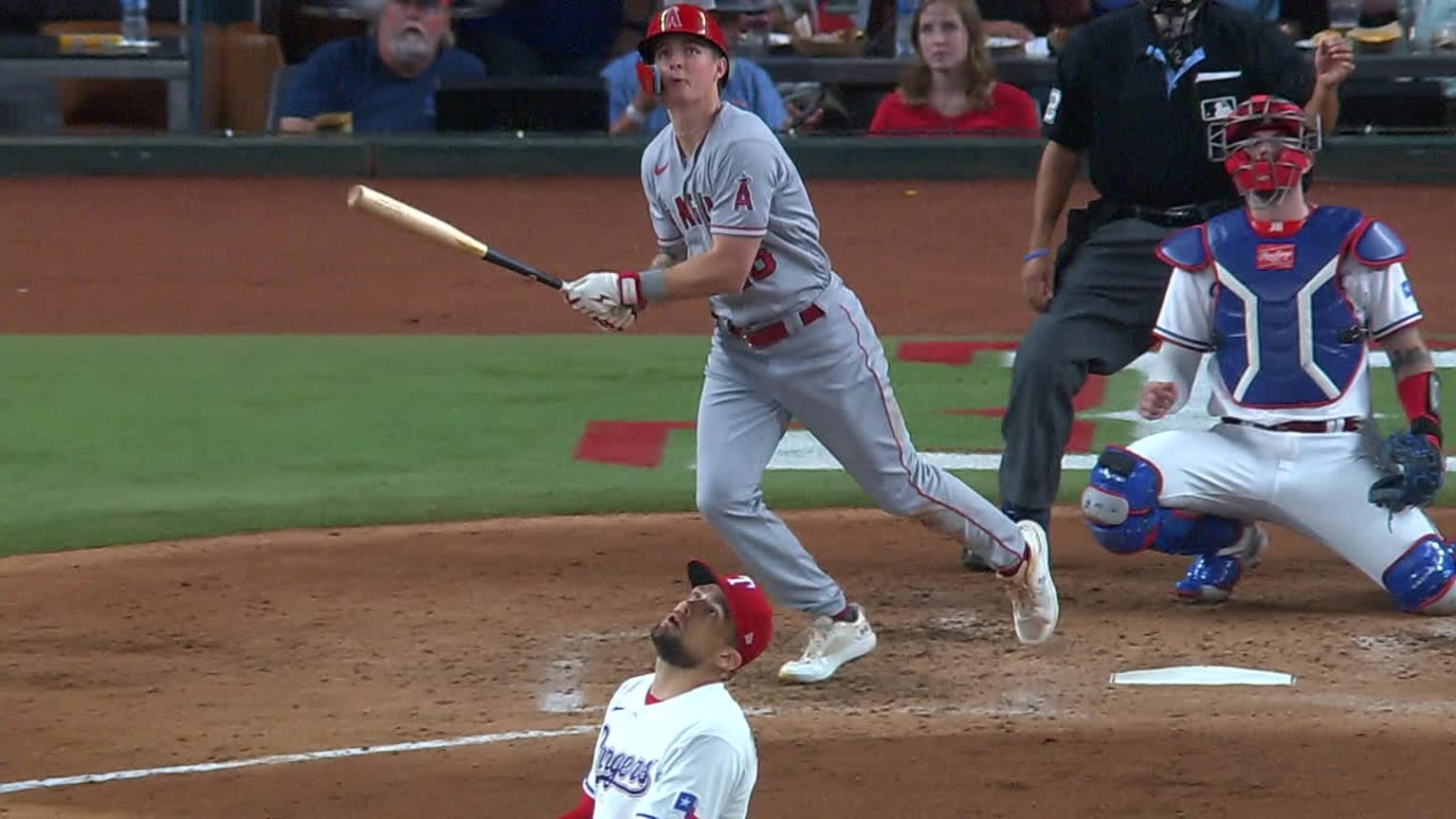 Mickey Moniak drills a go-ahead solo homer in the 7th | 06/15/2023 ...