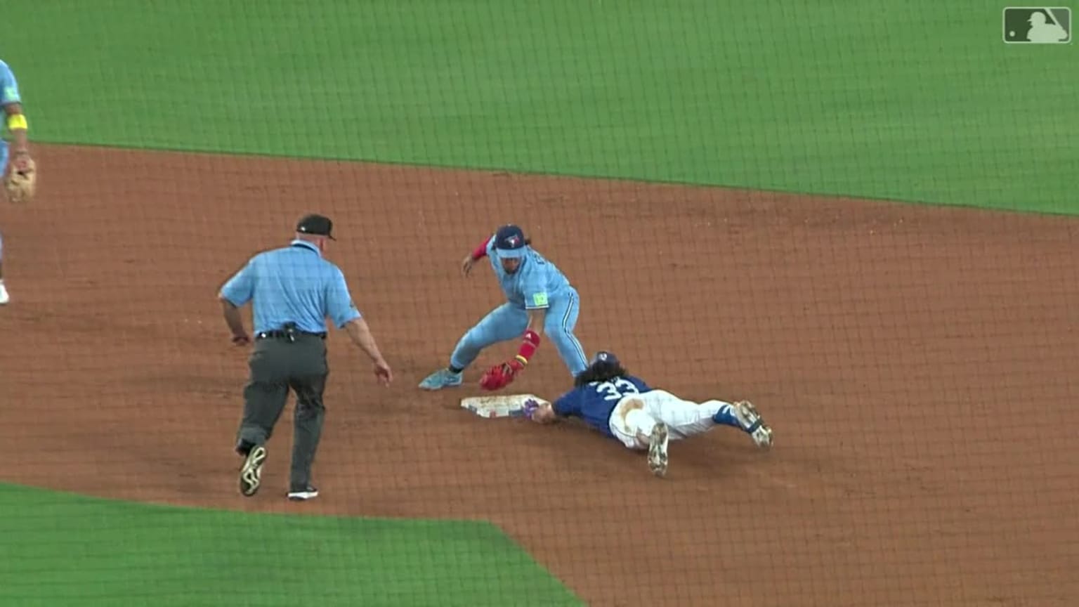 James Outman is safe at 2nd and the call is confirmed | 07/25/2023 ...