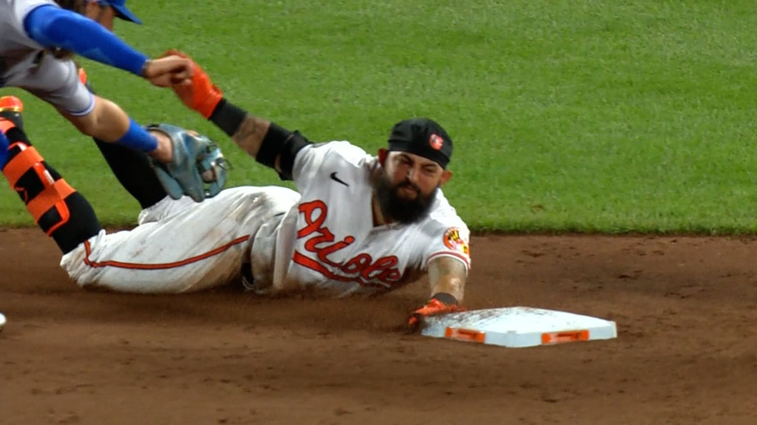 Rougned Odor is safe after a slick slide at second | 09/06/2022 | New ...