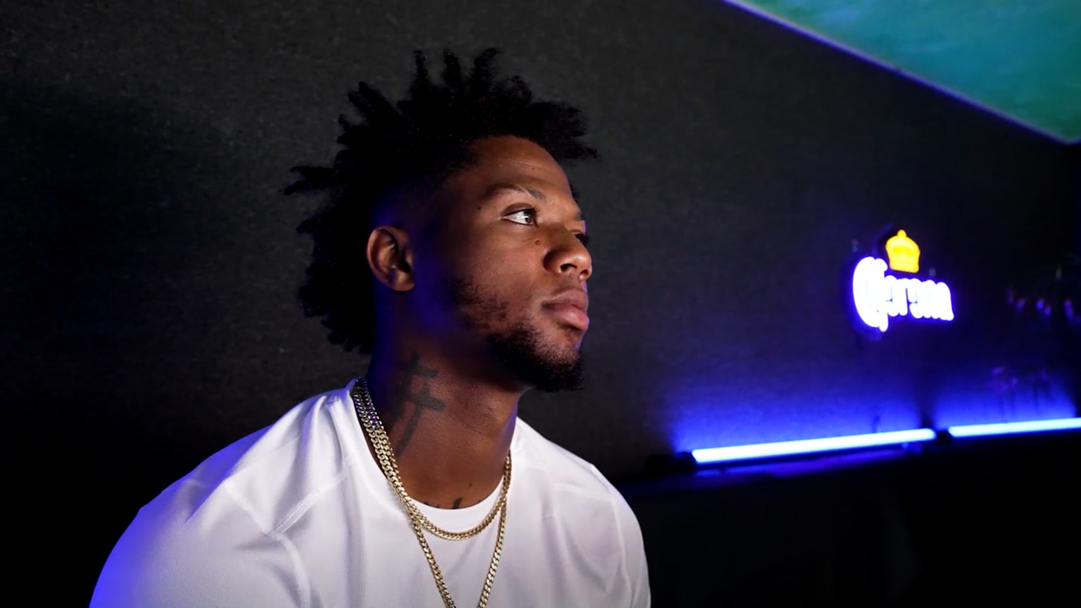 The Acuña brothers "find their playa" | 06/18/2025 | MLB.com