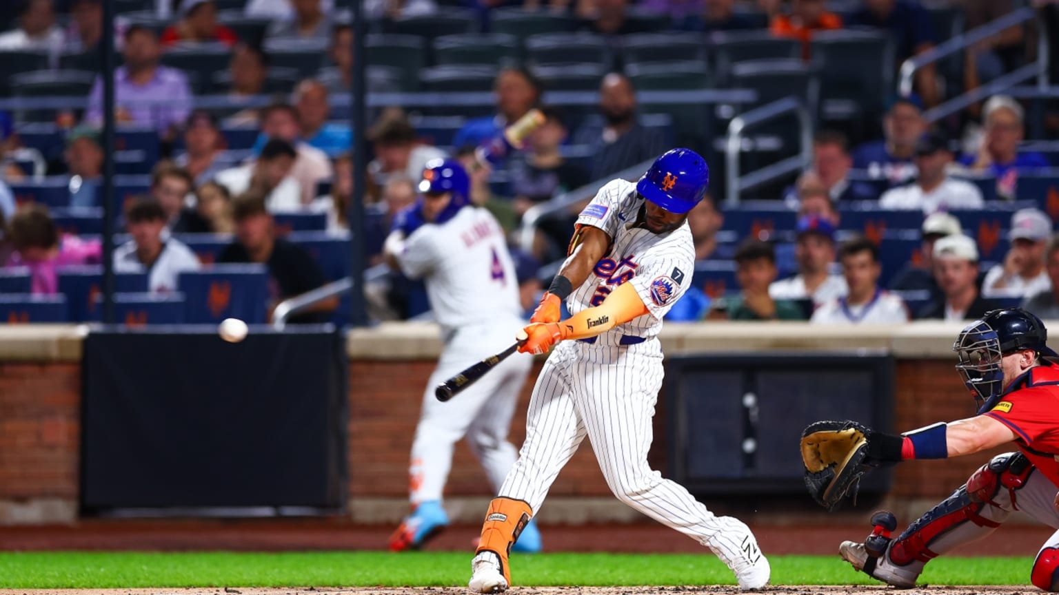 Cedric Mullins empuja con elevado de sacrificio | 13/08/2025 ...