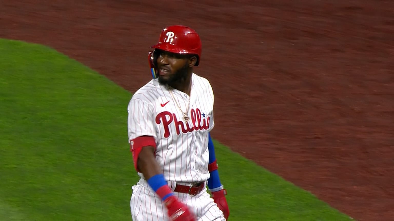 Rodolfo Castro drives home a run with a ground out | 08/12/2023 ...