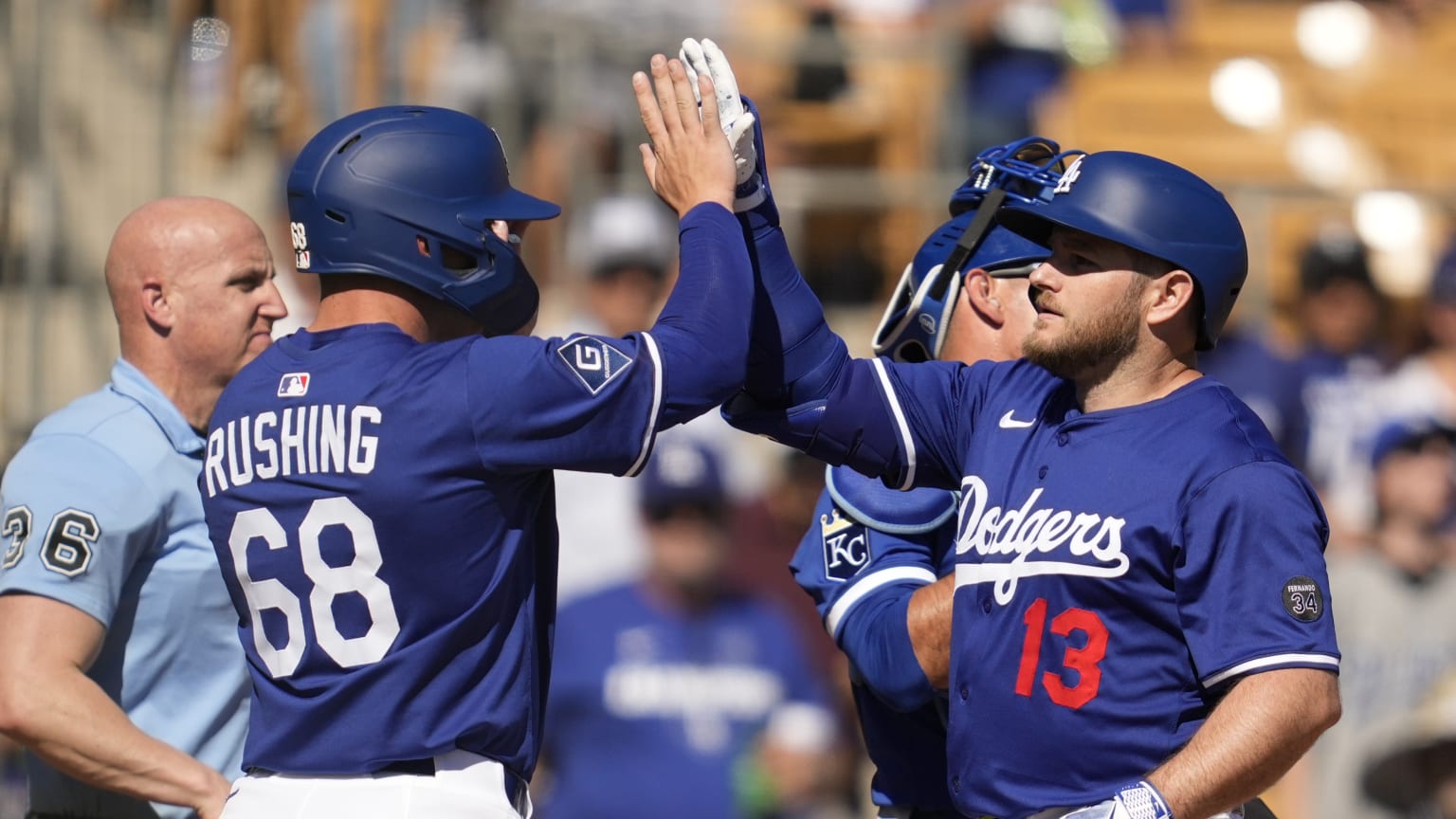 Max Muncy's first home run of Spring Training | 02/22/2025 | Los ...