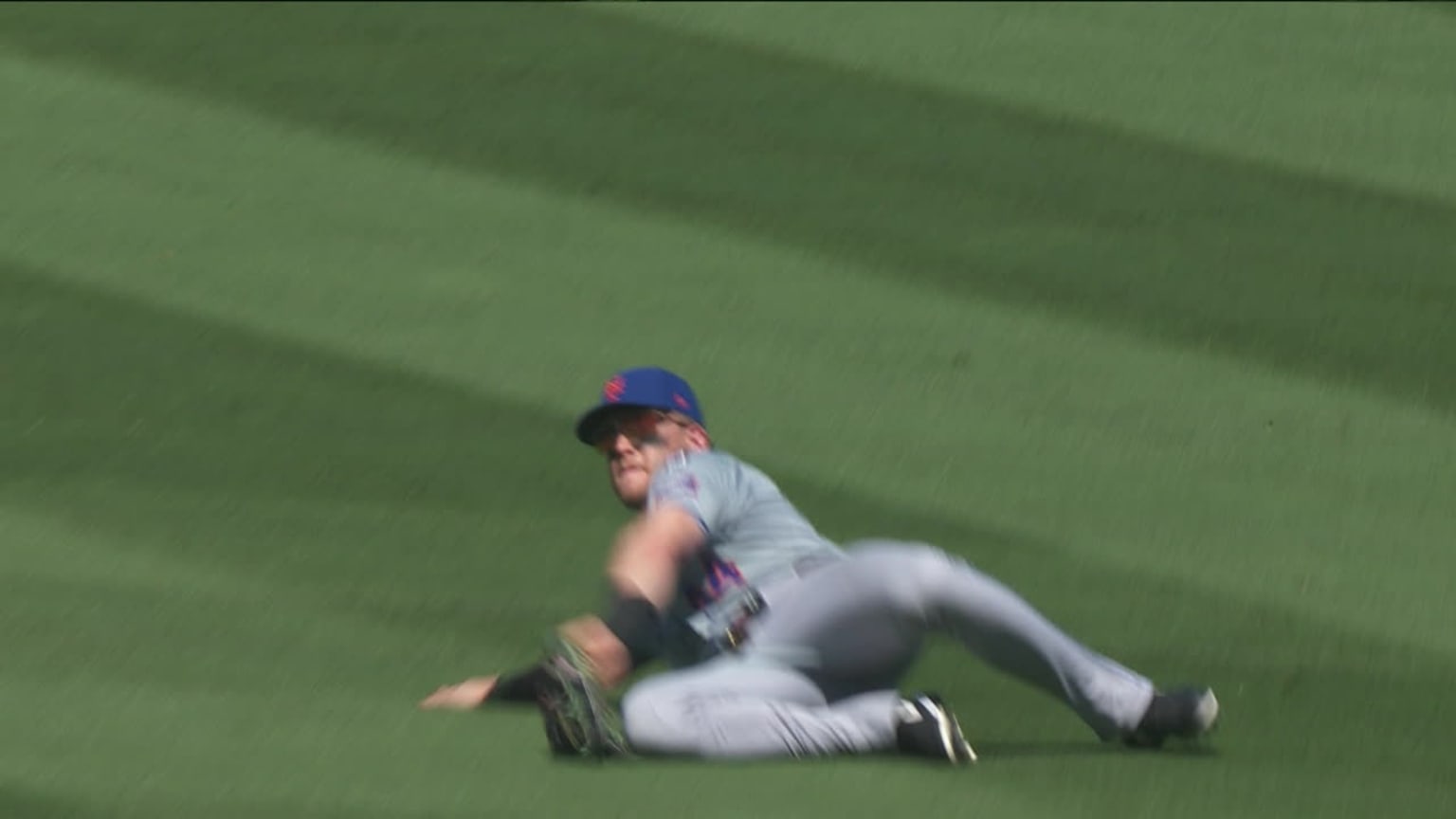 Harrison Bader makes a great sliding catch | 08/04/2024 | New York Mets