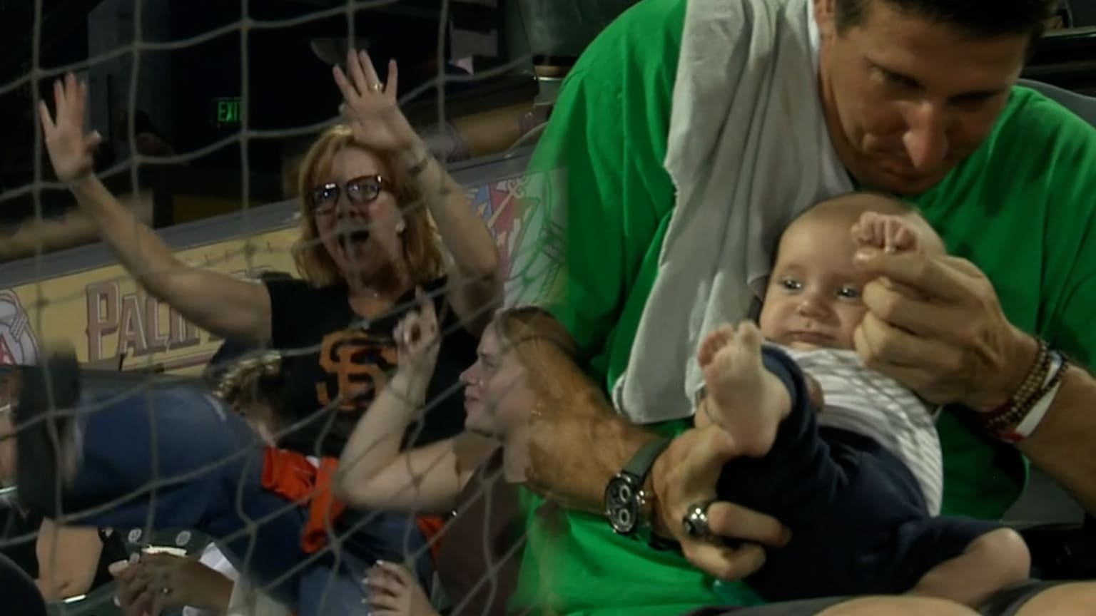 Everyone was Kung Fu Fighting in the stands | 08/30/2023 | MLB.com